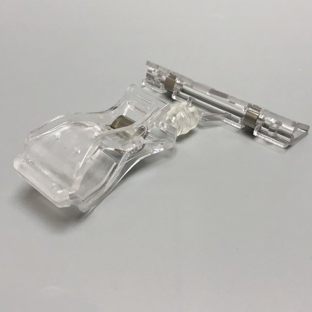 Clip On Sign Holder Clear PS06 - Buy retail sign holders with two clips ...
