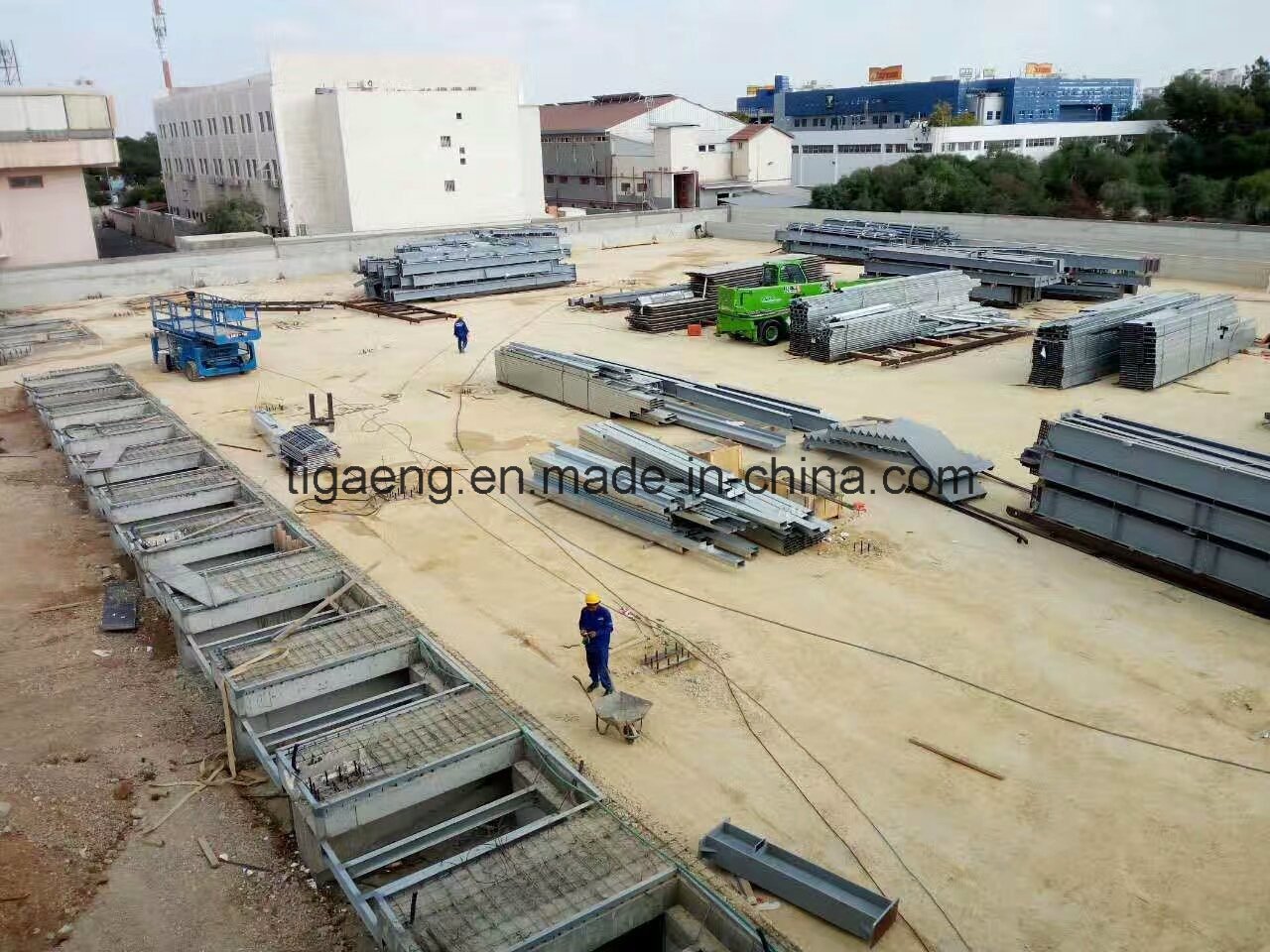 Large-Span Prefabricated Light Steel Structure Warehouse Building