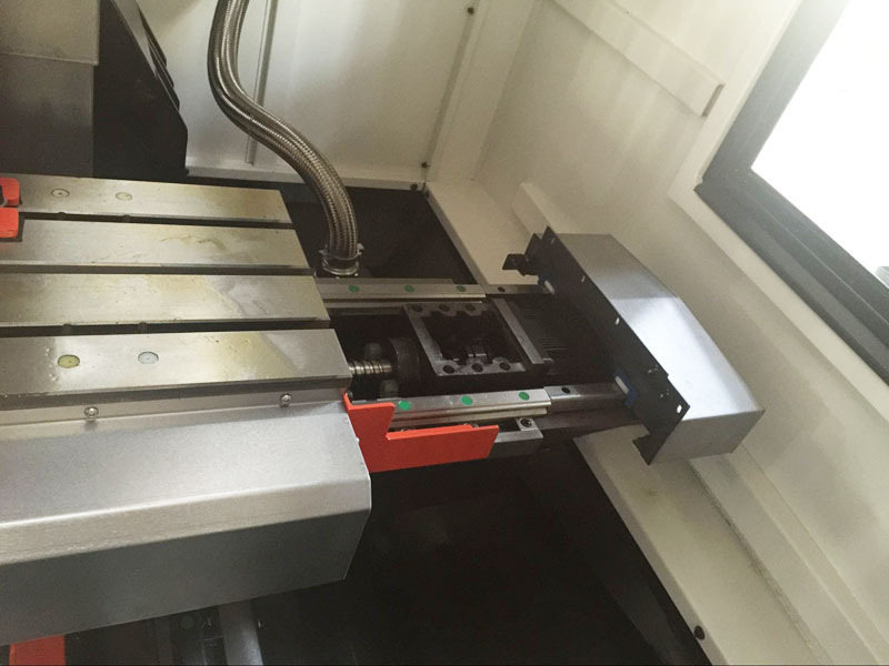 XK7132A 4 Axis Small Vertical CNC Milling Machine Center - Buy milling ...