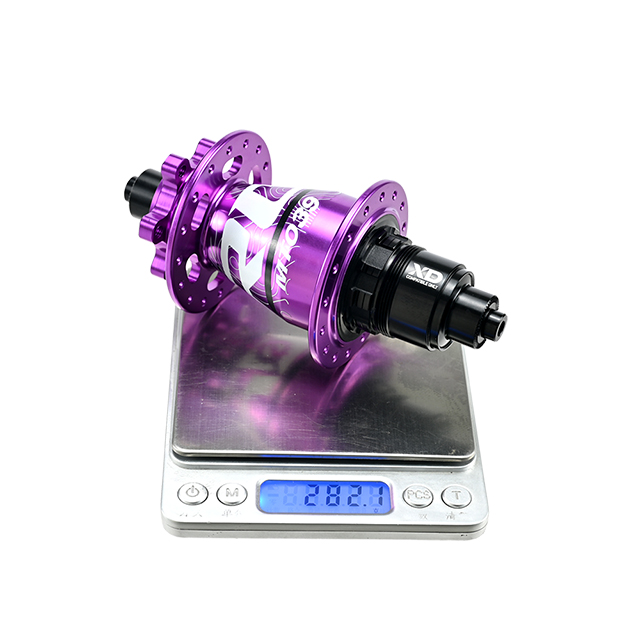 Super Loud Racing Chosen Bicycle Hub