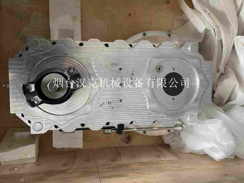 Atlas Epiroc 安百拓 ST1030 铲运机分动箱齿轮箱总成, Atlas Copco ST1030 铲运机分动箱齿轮箱 ...