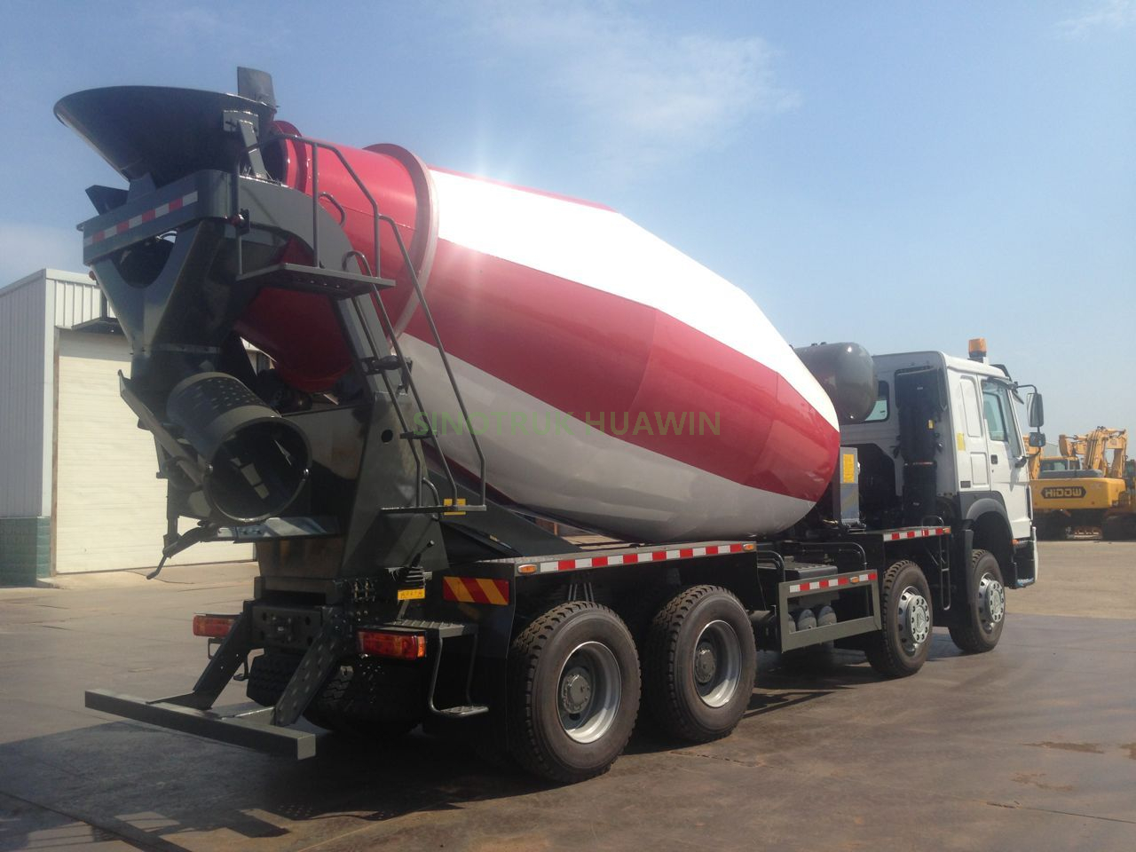 HOWO 8X4 14CBM Concrete Mixer Truck