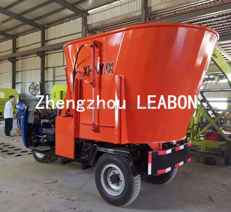 Farm Agricultural Livestock Feed Mixer Tractor TMR Wagon Cattle Cow ...