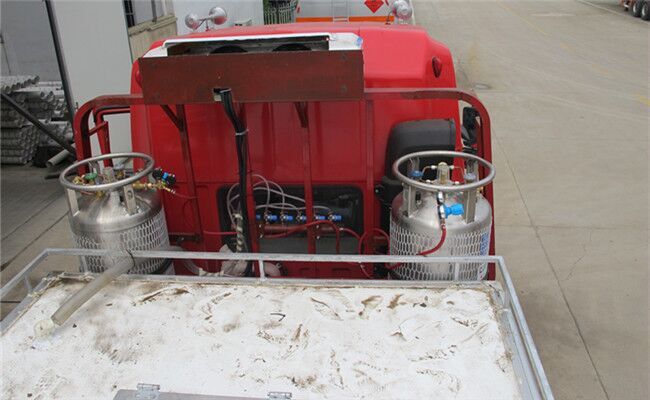 Live Fish Transport Tanks