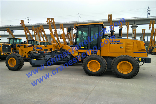 Customer order XCMG GR1803 motor grader - Changzhou Yamar Group